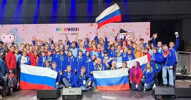 Tim Rusia menang jagad Olympiad ing Robotics