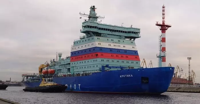 El rompehielos atómicos "Ártico" llevado a las pruebas de carrera