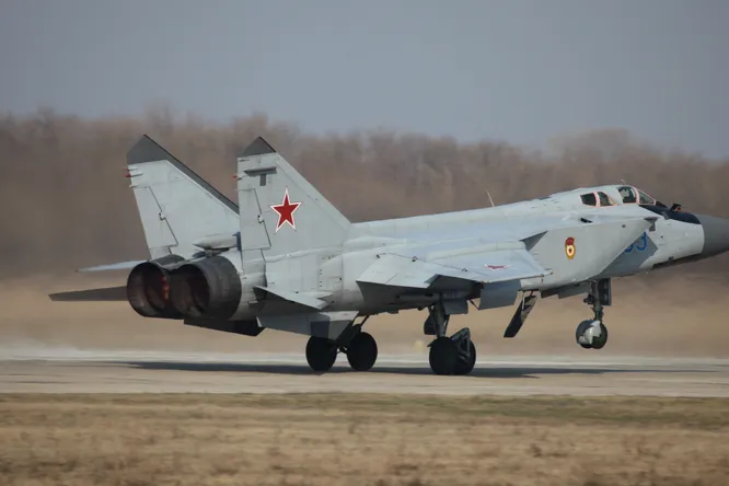 "Air Duel Mig-31BM" kovotojai parodė vaizdo įrašams