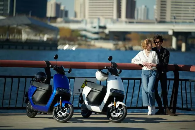 Segway introdujo ciclomotores y scooters eléctricos