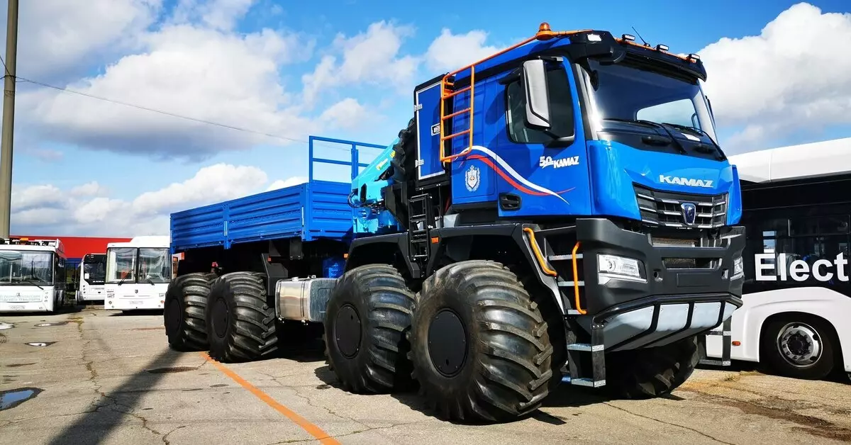 Northern Giant: Destroying Kamaz "Arctic"