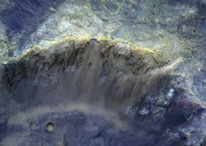 Sedimen dan pasir tanah liat dengan oksida besi. Roskosmos menunjukkan gambar kawah di Mars 233920_3