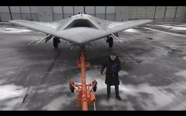 Die Russiese leër het video van skote van drone 