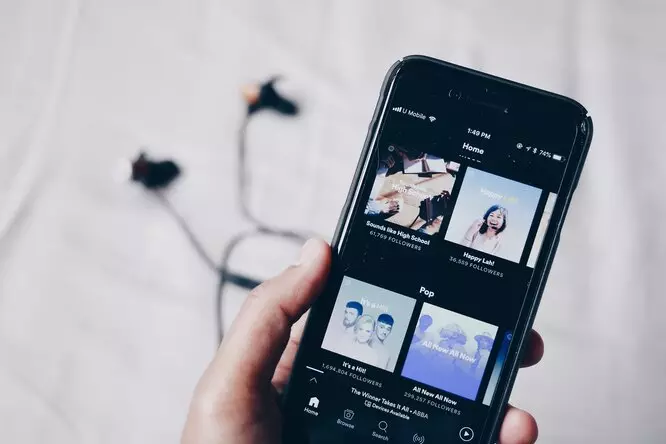 Spotify กลายเป็นที่นิยมมากขึ้นเกี่ยวกับเพลง Apple 249646_2