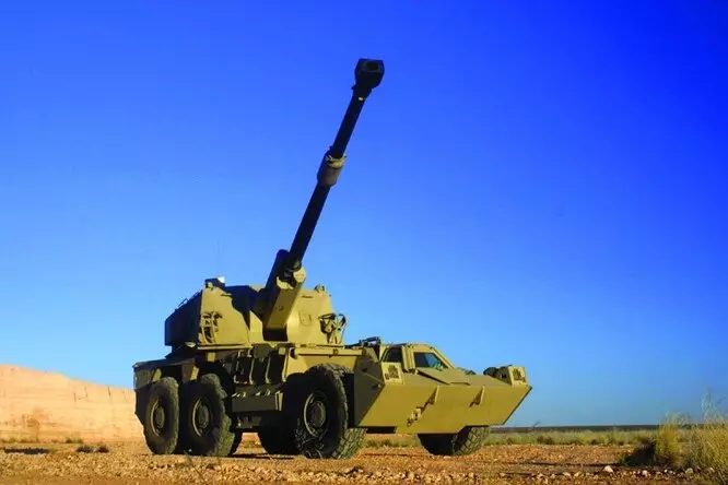 Tus kheej propelled gaubita denel g6