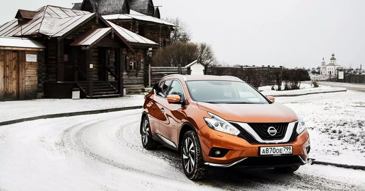 Avto za otroke in astronavte: Test Nissan Murano