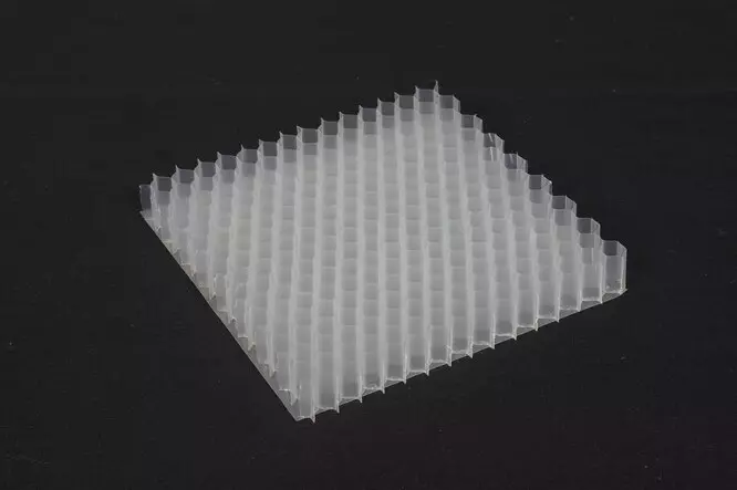 Binuo ang pagkakabukod ng ingay mula sa metamaterial. 3004_3