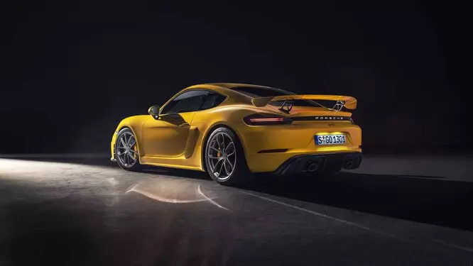 Porsche merilis sepasang atmosfer 718 310916_4