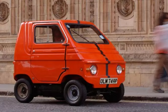 Zagato Zele: Microchar, ti o ṣe awọn apẹẹrẹ ti o dara julọ ti agbaye 311303_2