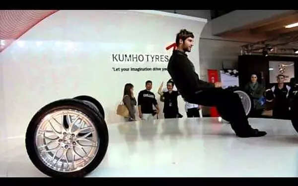 Kumho Tires Otomobîlek invisible: Cîhana Tenê ya Dîwanê 312446_4