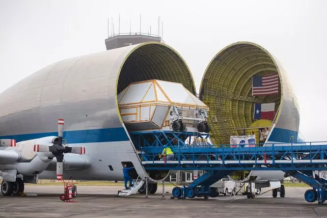 Ata: Nasa feʻaveaʻiga Spacecraft i se tulaga ese vaalele 320456_6