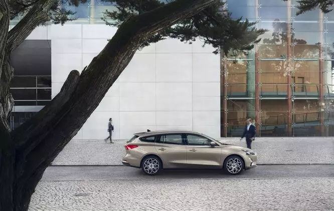 Ford presentó un nuevo enfoque de generación. 322847_6