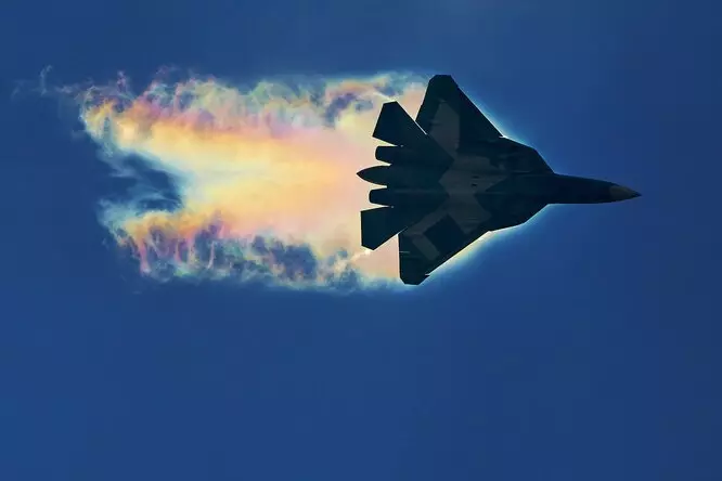 SU-57 Fighter გაიზარდა კონვეიერის 326446_2