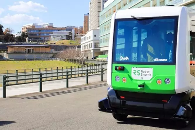 Al Japó, proveu autobusos no tripulats per a gent gran 330067_2