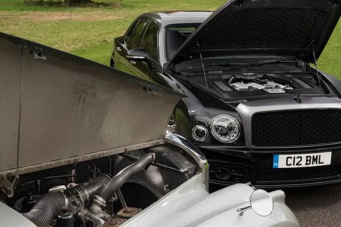 Motor Bentley V8 berumur 60 tahun