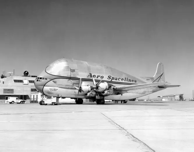 Boeing B-377Gg,