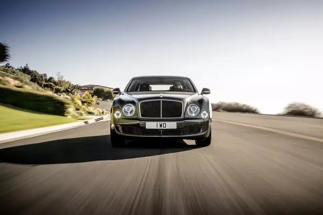 Ychwanegodd Bentley Mulsanne 