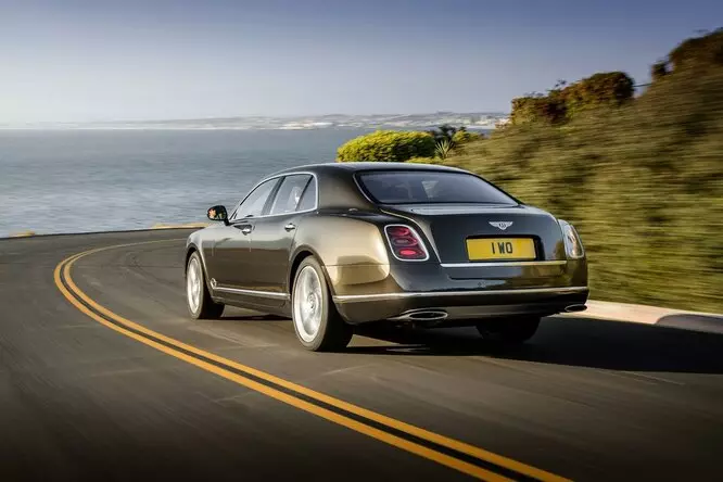 Ychwanegodd Bentley Mulsanne 