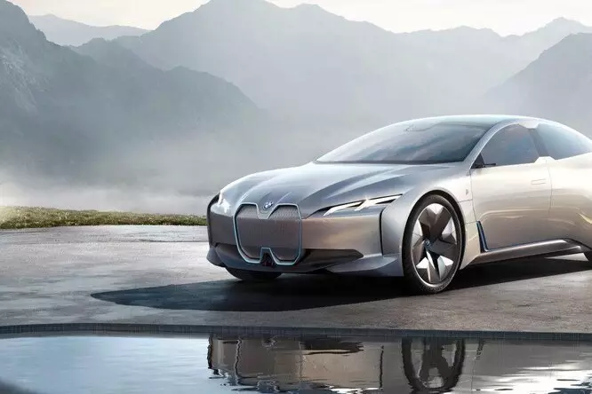 BMW viste en prototype av seriell elektrisk satellitt 336091_2