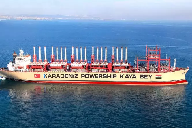 เรือประจำวัน: Karadeniz Powership 340353_2