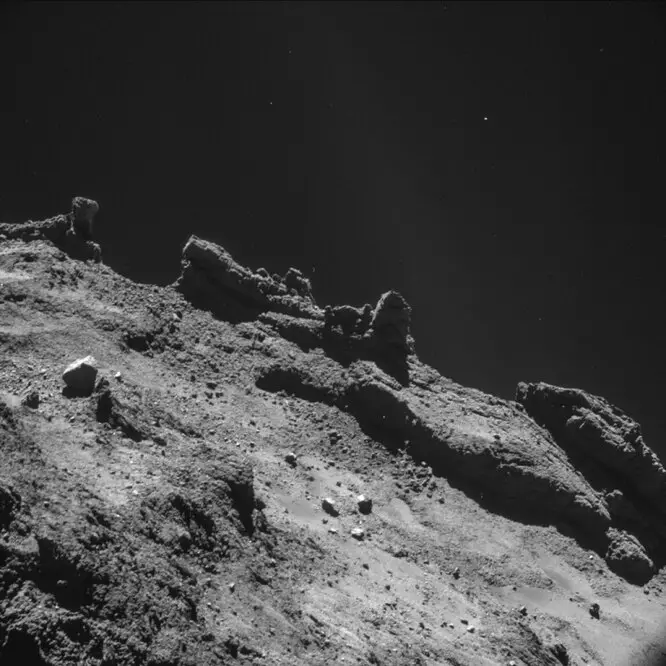 Rosetta a enlevé la comète d'une distance très proche 340648_9