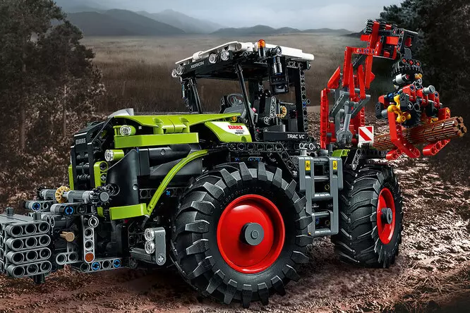 10 Machines Teknike Lego: Krahasoni projektuesit dhe prototipet e tyre të vërteta 343604_2