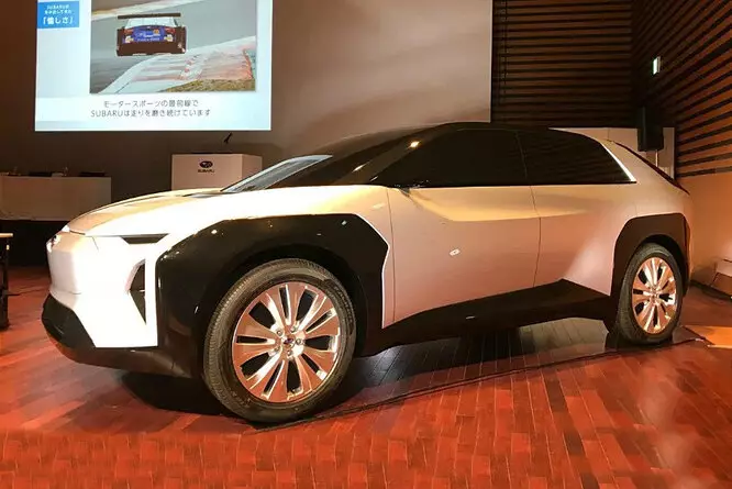 Mockup Sepenuhnya Electric Subaru Crossover