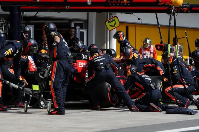 Formule 1 a installé le record du monde pour changer les roues