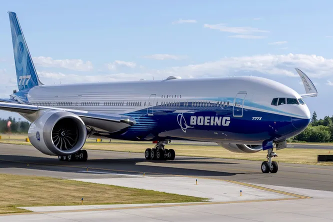 Boeing 777x ranpli premye vòl li