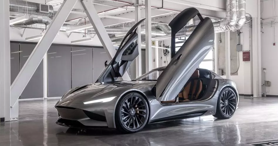 Karma wprowadziła elektryczny supercar 1100