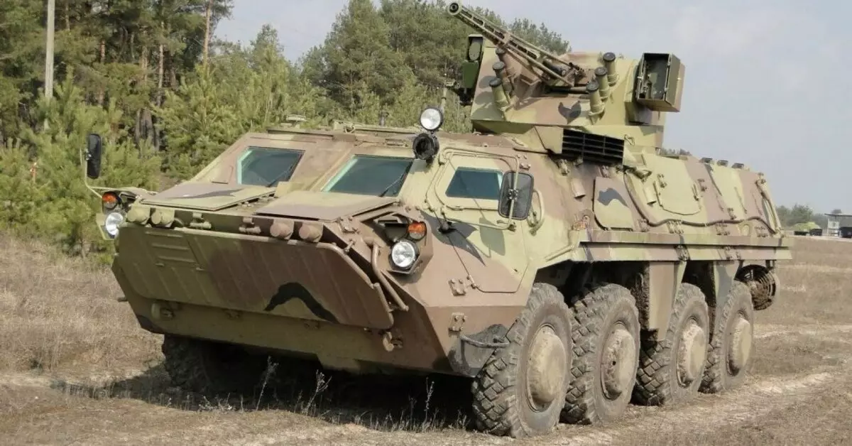 Trên các tòa nhà của các vết nứt BTR-4 mới tìm thấy