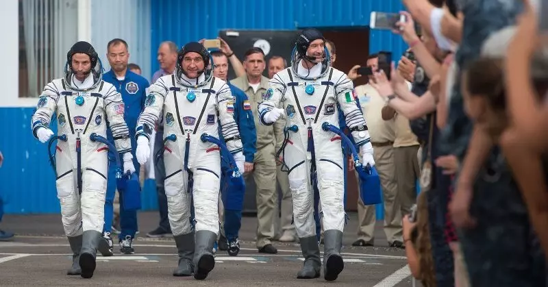 Rûsya dê daxwazên ji bo astronautan kêm bike