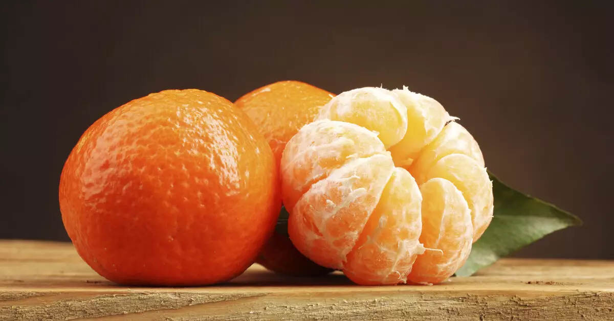 Gaano karaming mga tangerines ang maaaring kainin sa isang araw na walang panganib sa kalusugan