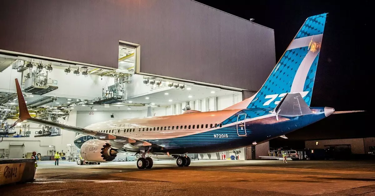 Boeing ji derfeta ku 737 max piştrast dike