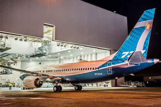 Boeing ჩამოერთვა შესაძლებლობა დამოწმება 737 max