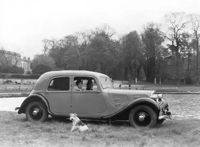 Auf Rädern: Wie ein Auto auftauchte 8206_6